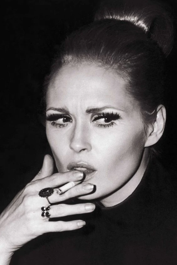 Gia Narcisse | Paradox Theater Wiki | Fandom