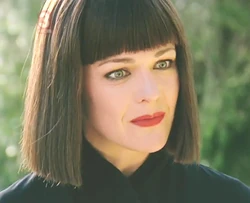 Caroline Brazier