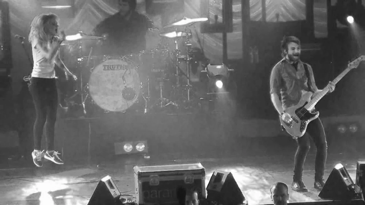 Looking Up/Tour Dates | Paramore Wiki | Fandom