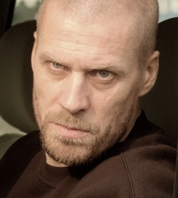 Janik Vinter | Paramount Pictures Wiki | Fandom