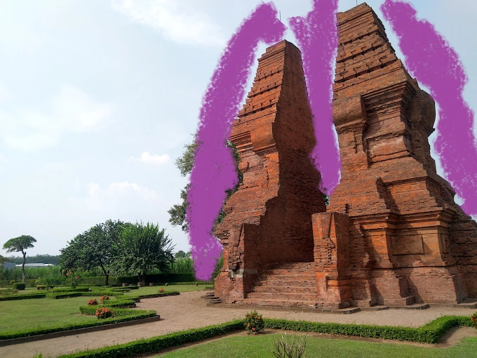 Cursed Gate "Wringinlawang" | Paranormal Strange Wiki | Fandom