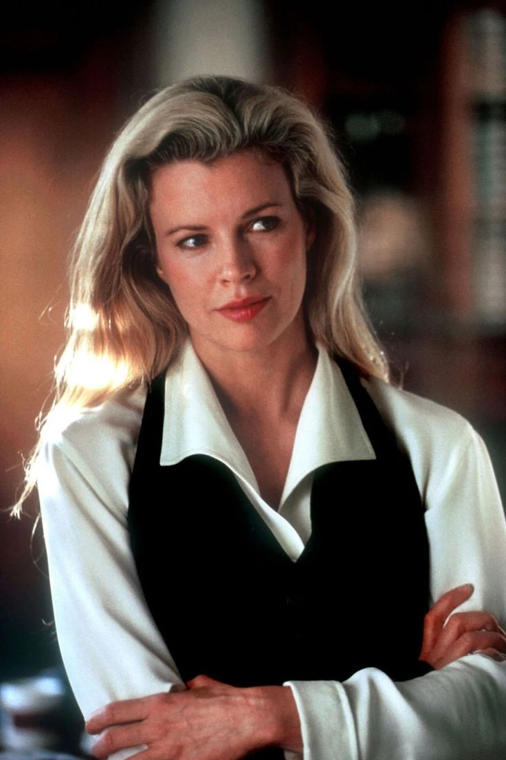 Lisa Simons (Original) | The Parody Wiki | Fandom