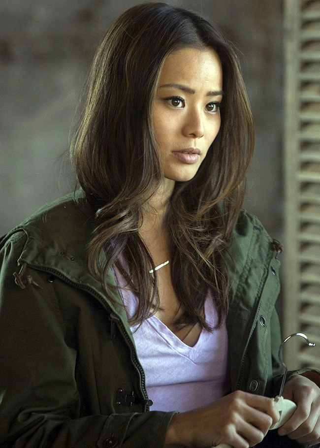 Aurora Morningstar | The Parody Wiki | Fandom