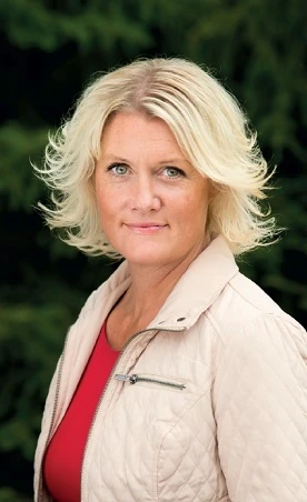 Victoria Young | Particracy Wiki | Fandom