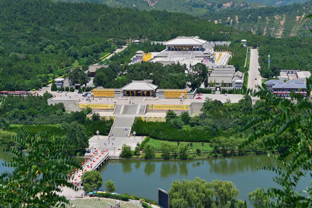 Mausoleum of the Tianshun Emperor | Particracy Wiki | Fandom