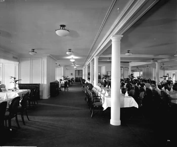 Aquitania: 2nd Class Dining Saloon | Passenger-ships-and-liners Wiki ...