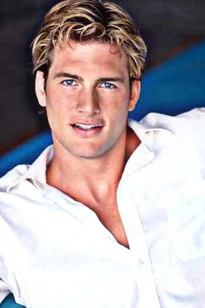 Hank Bennett | Passions Wiki | Fandom