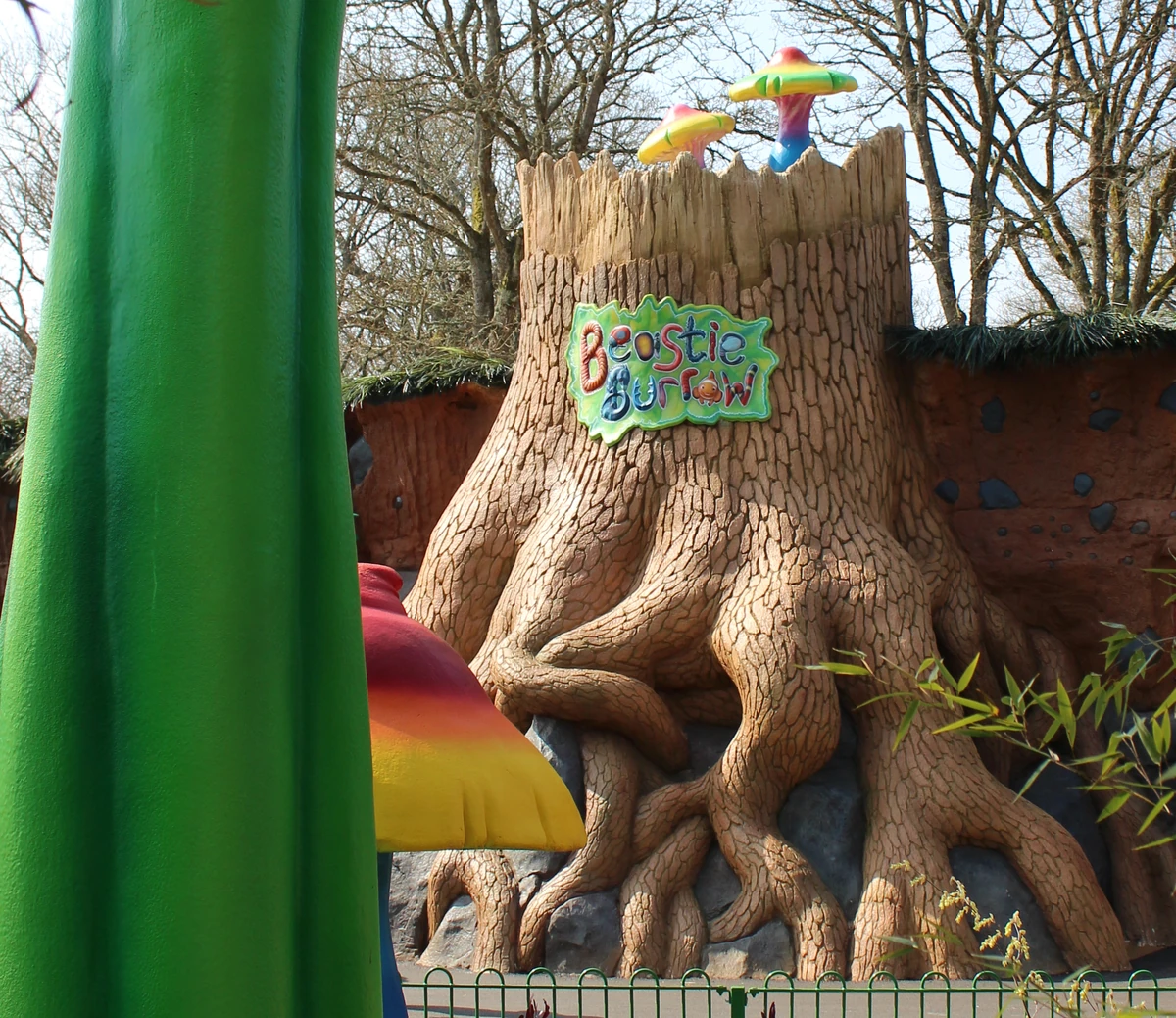 Beastie Burrow | Paultons Park Wiki | Fandom