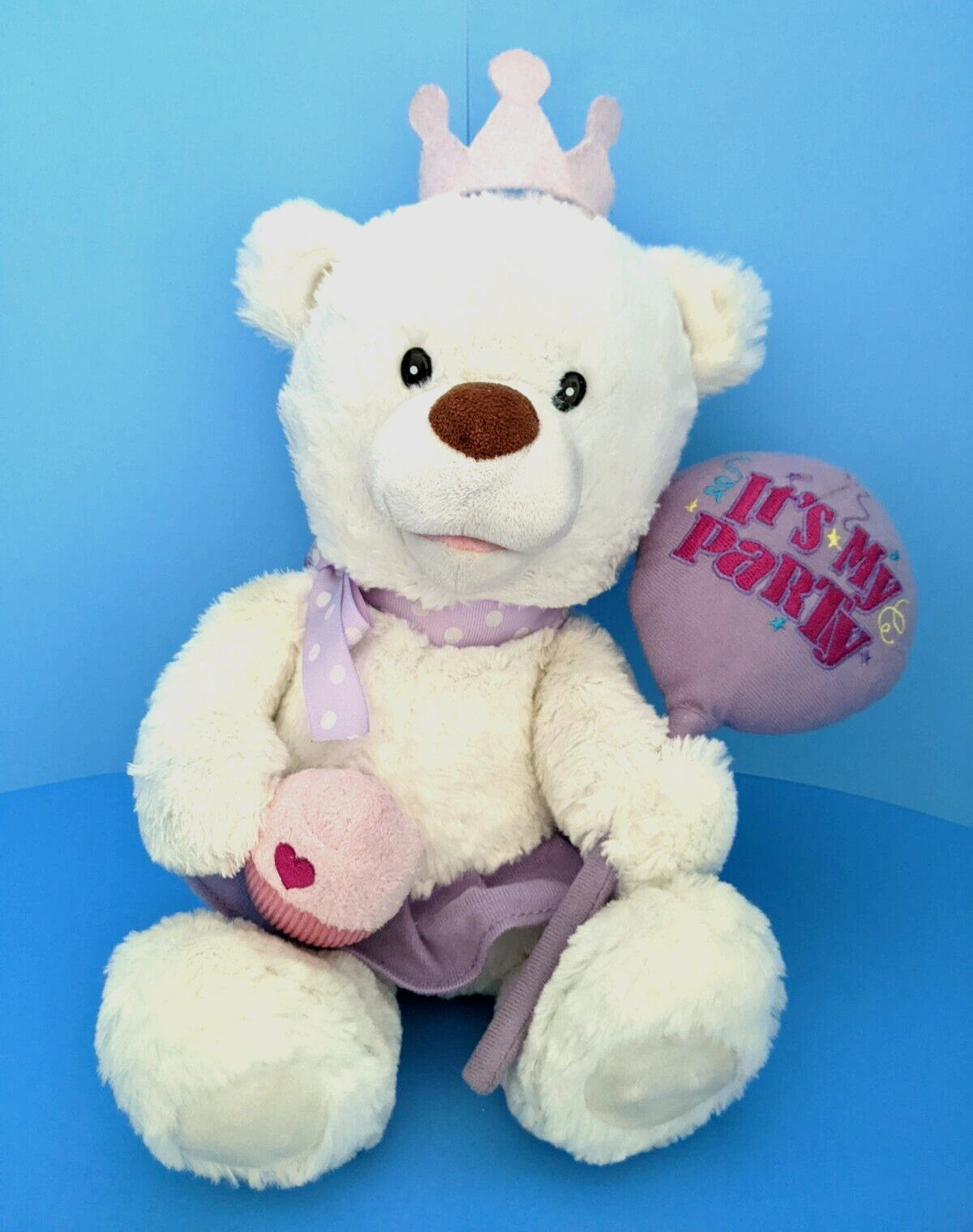 Lesley Bear | PBC International Wiki | Fandom