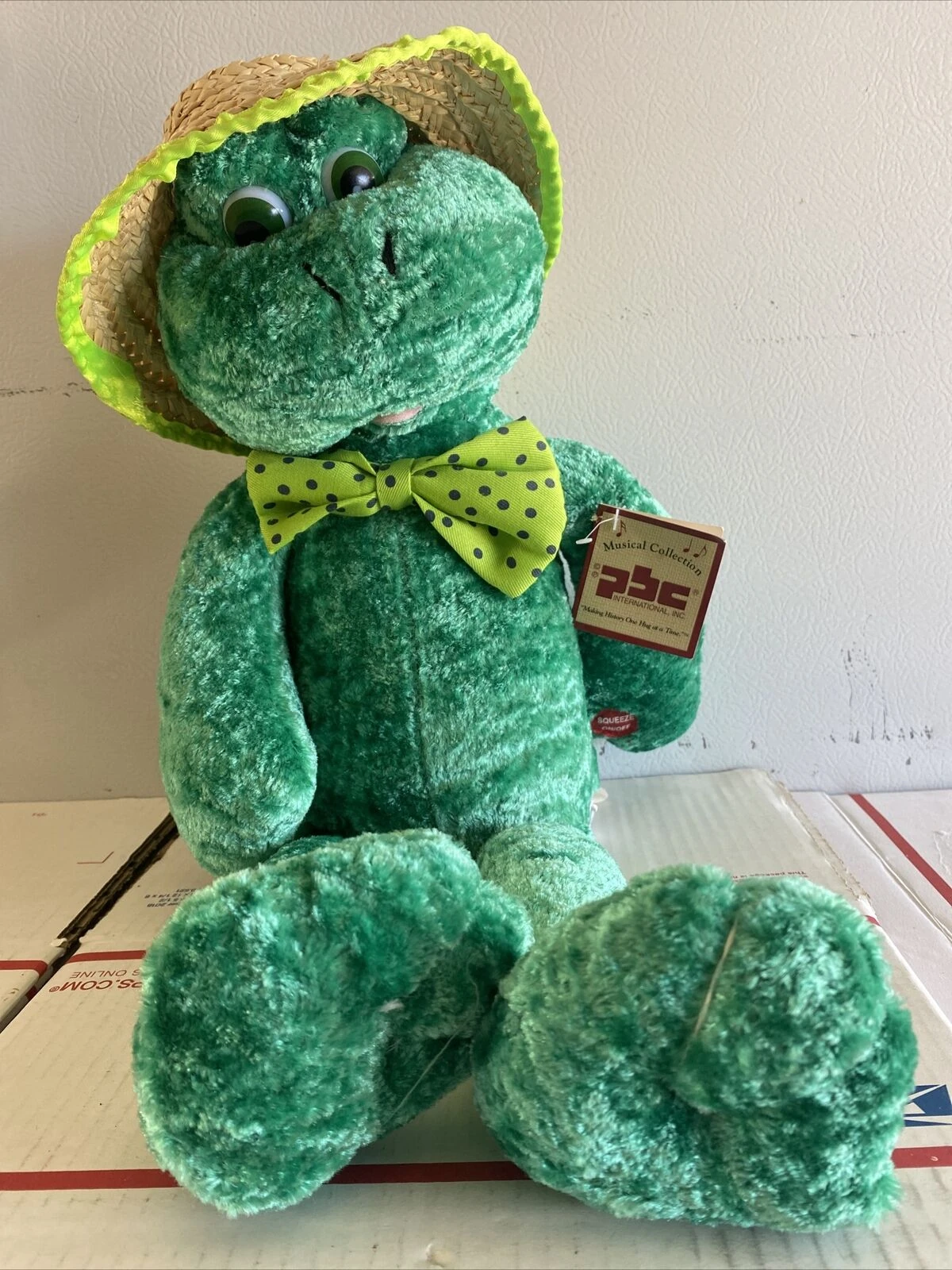 Louie Frog | PBC International Wiki | Fandom
