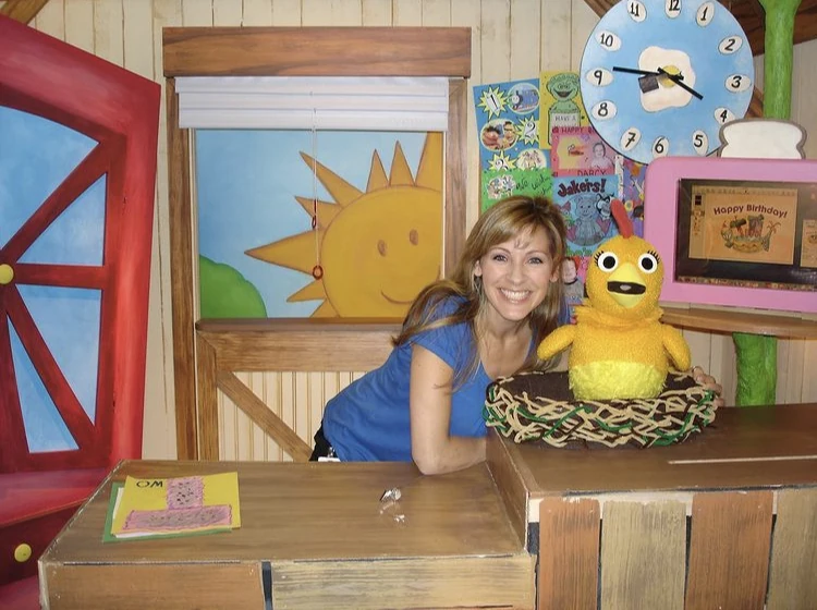 Naomi Wilkinson | PBS Kids Sprout TV Wiki | Fandom