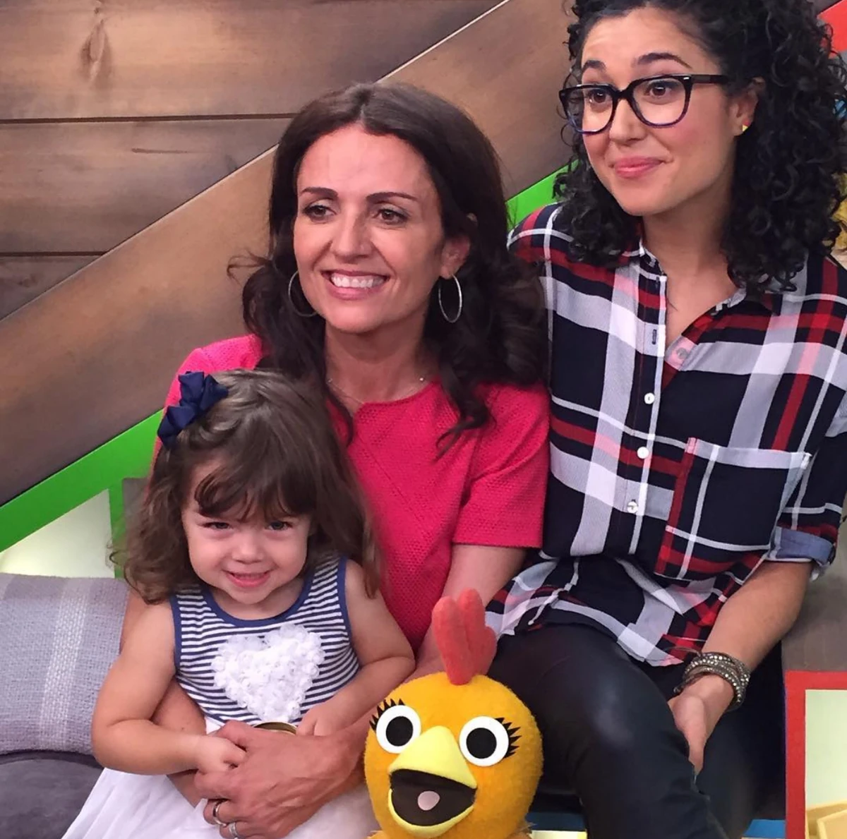 Jenni Pulos | PBS Kids Sprout TV Wiki | Fandom