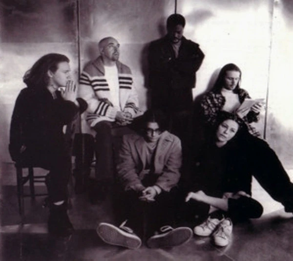 Izit | John Peel Wiki | Fandom
