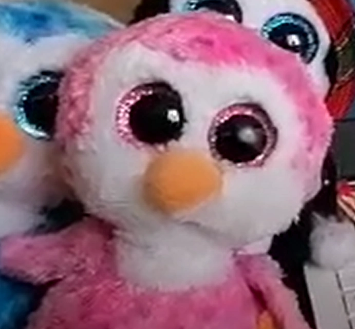 Baby Pink | Penguin and Beeky Show Wiki | Fandom