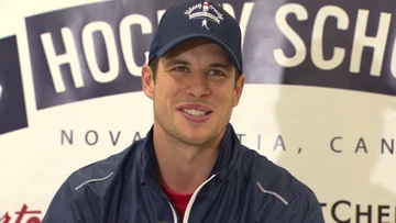sidney crosby missing teeth