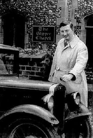 Dunstan Thompson | Penny's poetry pages Wiki | Fandom