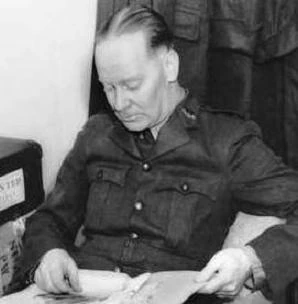 Kenneth Slessor | Penny's poetry pages Wiki | Fandom