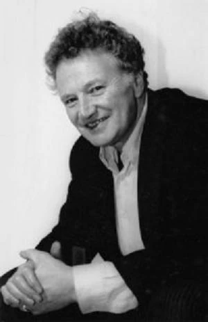 James Simmons (poet) | Penny's poetry pages Wiki | Fandom