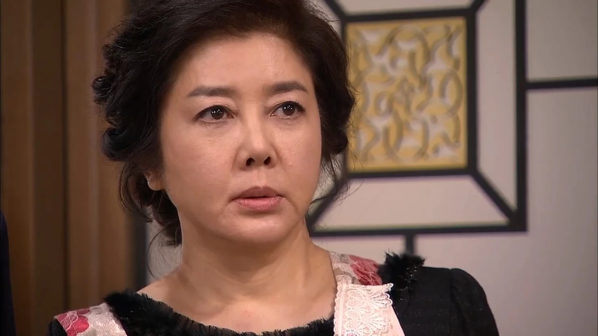 Han Kyung Sook | Personajesdeficción Wiki | Fandom