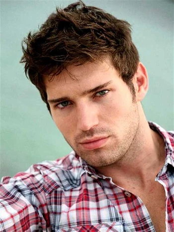 Chris McClain | Personal Sim Characters Wiki | Fandom