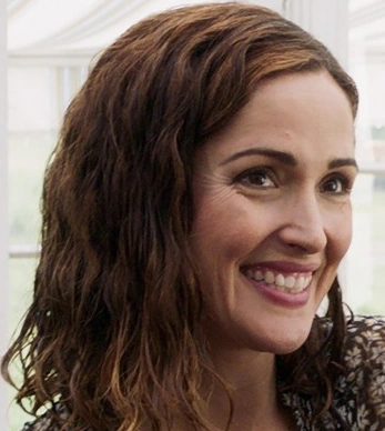 Bea | Peter Rabbit (TV series) Wiki | Fandom