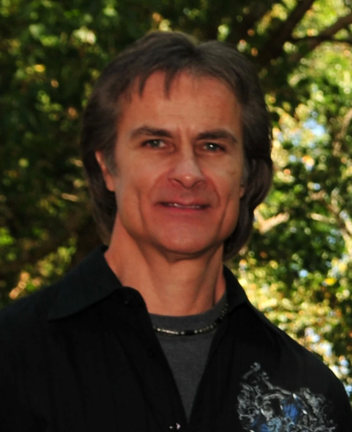 Mark Kelly | Petrapedia | Fandom
