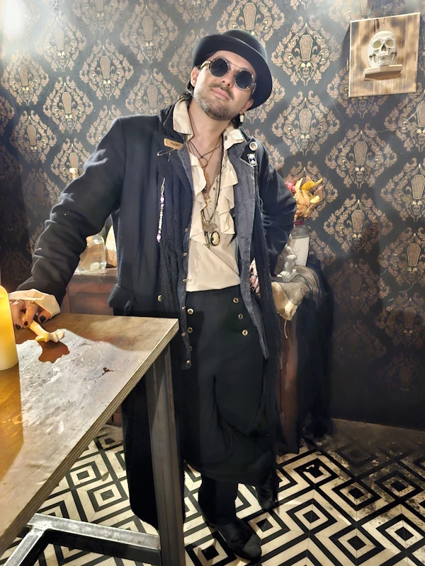 Halloway | Phantom Peak Wiki | Fandom