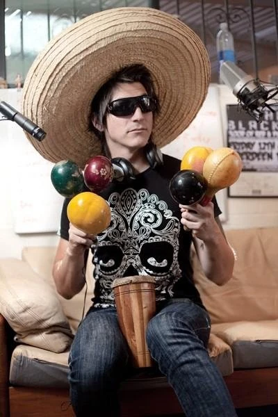 James Preciado | Wiki Pierce the Veil | Fandom