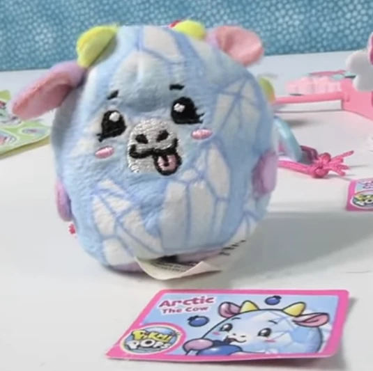 Arctic the Cow | Pikmi Pops Wiki | Fandom