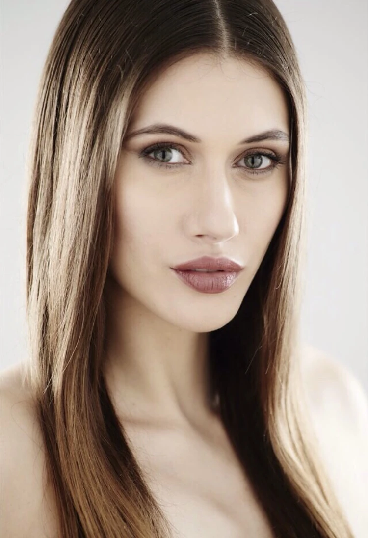 Caroline Green | Pinewood Studios Wiki | Fandom