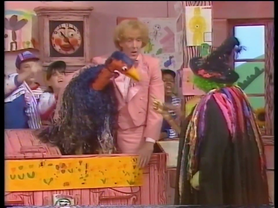 Emu's All Live Pink Windmill Show Series 2 Episode 13 | Pink Windmill ...