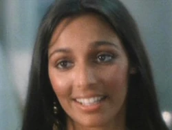 Carole Davis Piranha 2