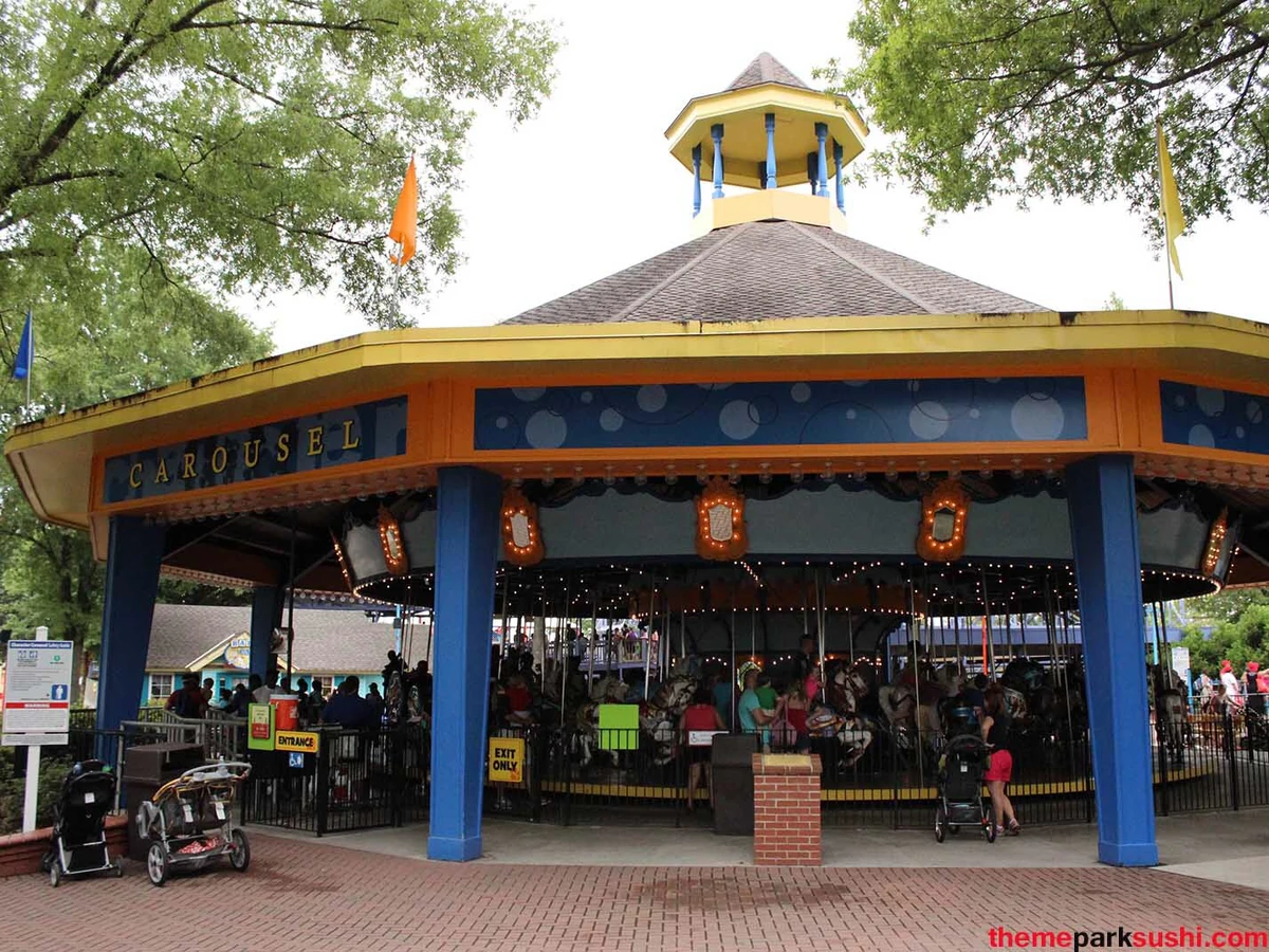 Character Carousel (C) | Planet&Camp Snoopy Wiki | Fandom