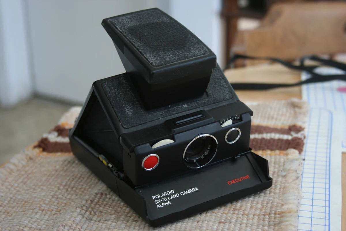 Polaroid Land Camera | Plastic Cameras Wiki | Fandom