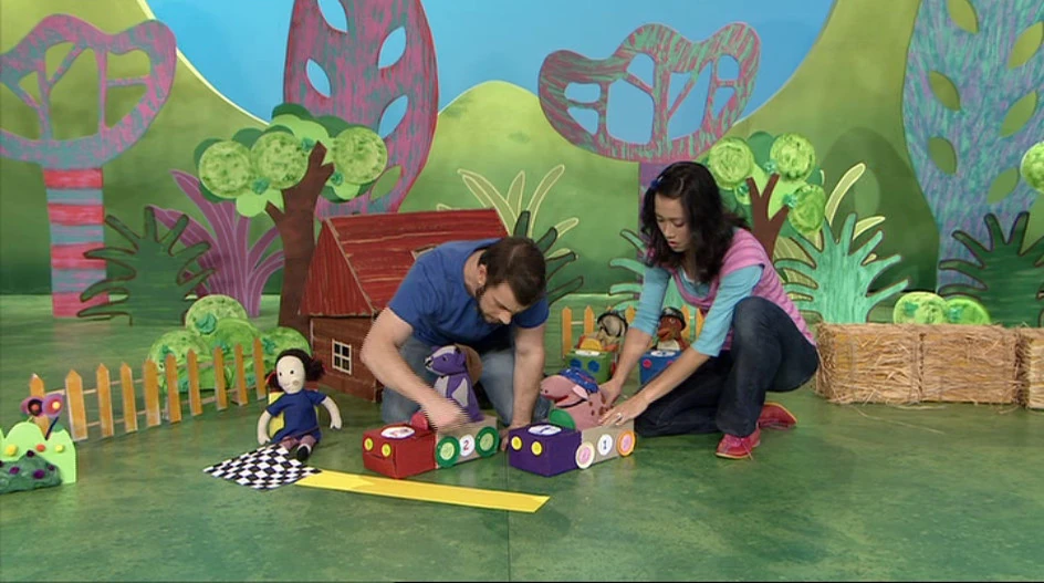 Putting On A Show (Friday)/Gallery | Play School Wiki | Fandom
