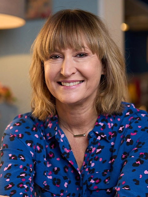 Gaynor Llywelyn | Wici Pobol y Cwm | Fandom