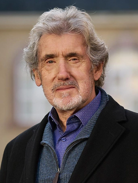 Brynmor Richards | Wici Pobol y Cwm | Fandom