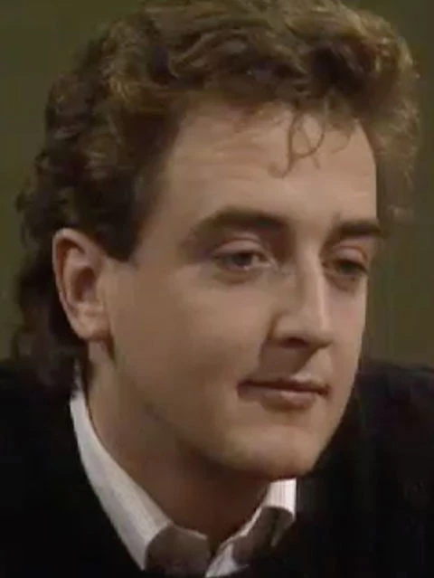 Dr Gareth Protheroe | Wici Pobol y Cwm | Fandom