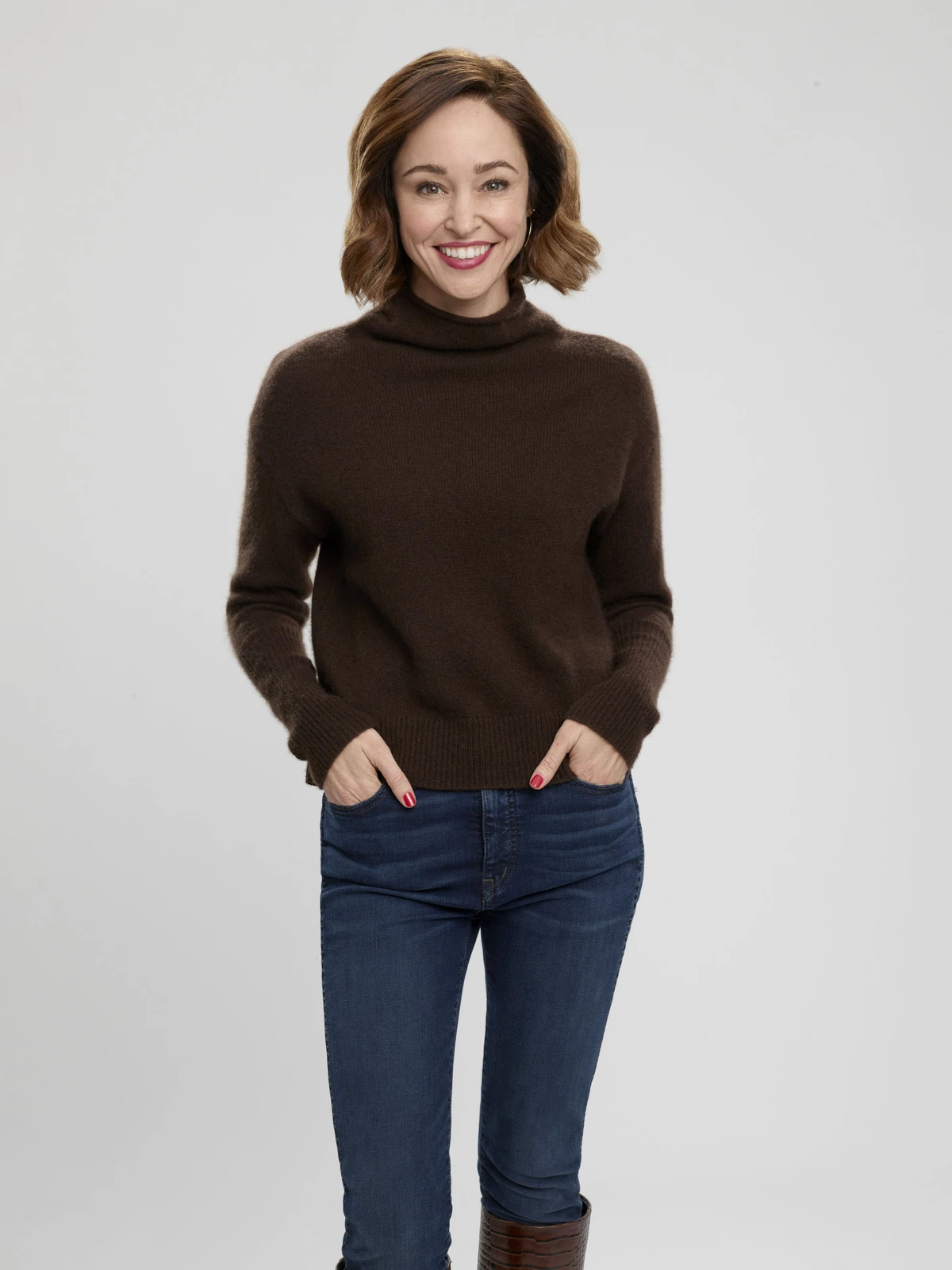 April Stevens | Poise Wiki | Fandom