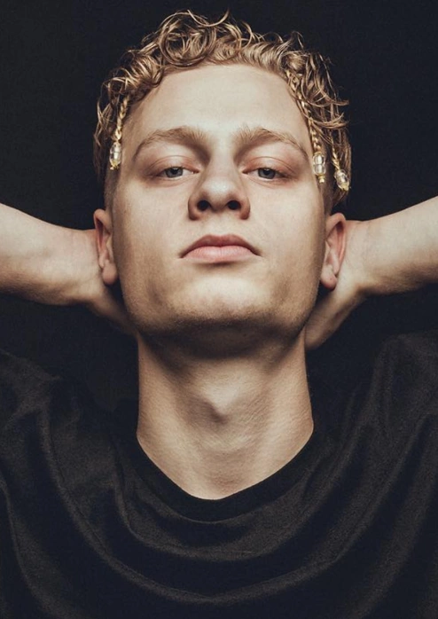 Lunick Helios | Pokémon Stories Wiki | Fandom