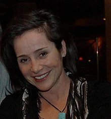 Louise Vallance | Popples Wiki | Fandom