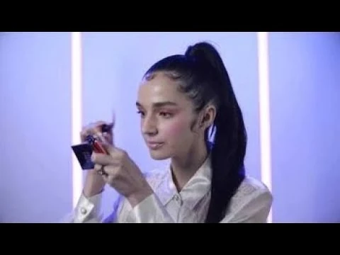 Fiery Eye Makeup Look with Poppy | Poppy Wiki | Fandom