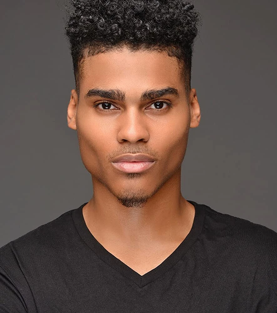 Emery Johnson | Pose Wiki | Fandom