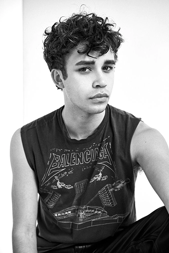 Jeremy McClain | Pose Wiki | Fandom