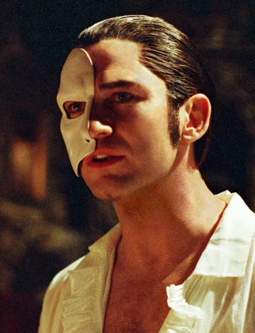 Phantom Of The Opera Makeup Artist | Saubhaya Makeup