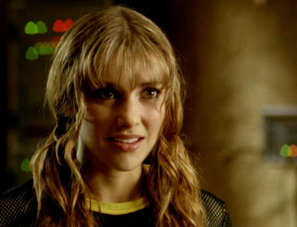 Kira Ford McKnight (Emma Lahana) | Power Rangers Fanon Wiki 2 Wikia ...