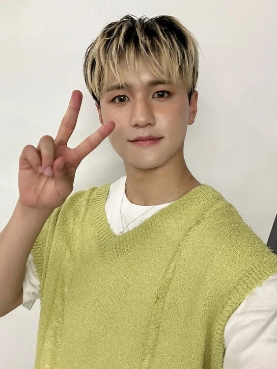 Alex Moon | Power Rangers: Morphin Legacy Wiki | Fandom