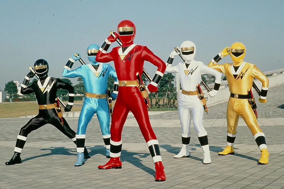 Mighty Morphin, Rangers Alienígenas