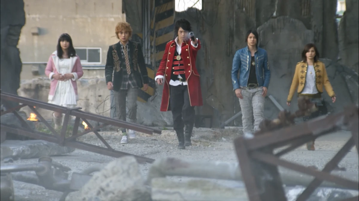 Ep. 1: The Space Pirates Appear | RangerWiki | Fandom