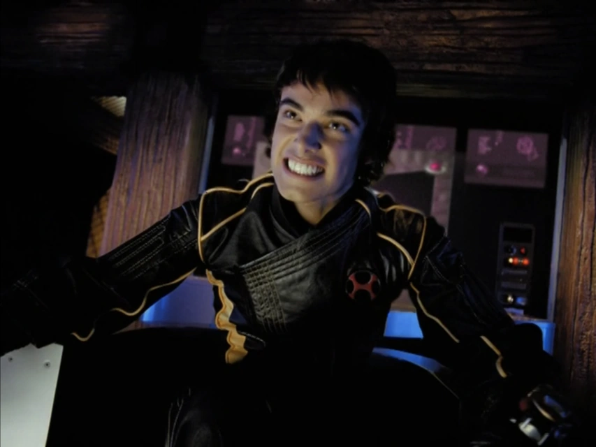 Power Rangers Ninja Storm Yellow Ranger Dustin